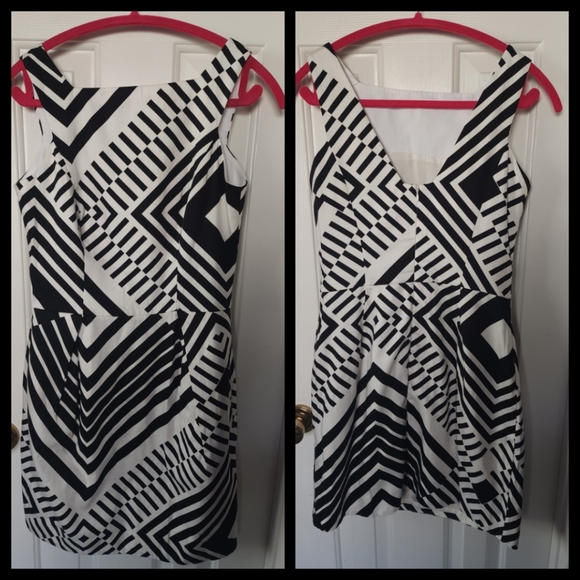 Cue | Dresses | Cue Dress | Poshmark